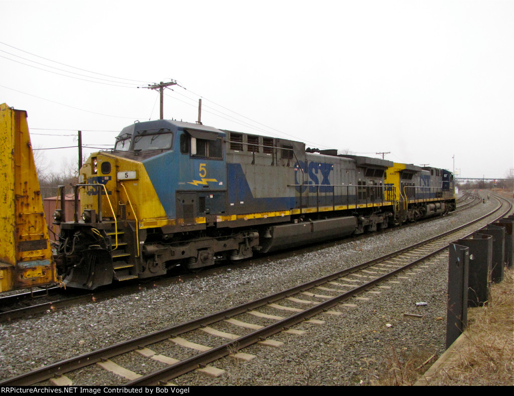 CSX 5 and 443